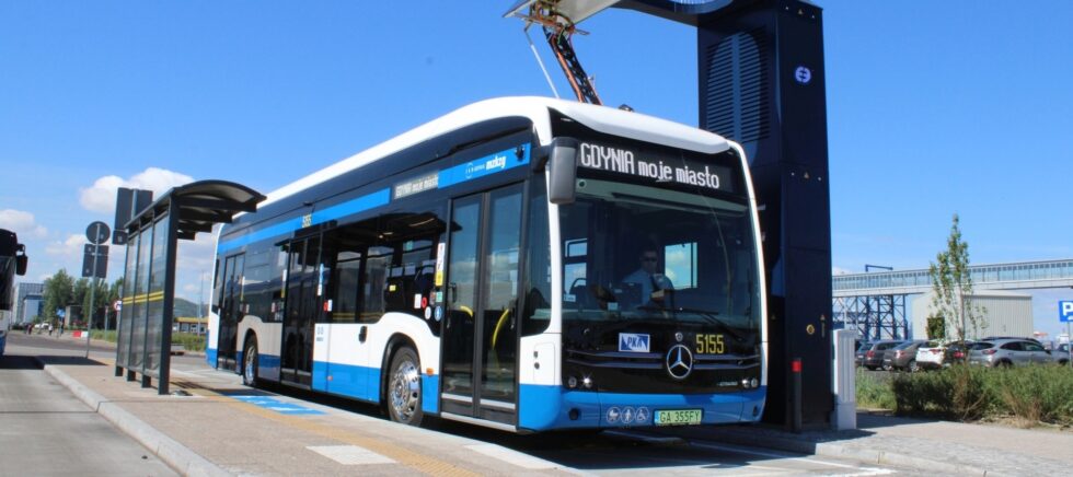 Digital twin-based e-corridor simulation for electrification planning ...