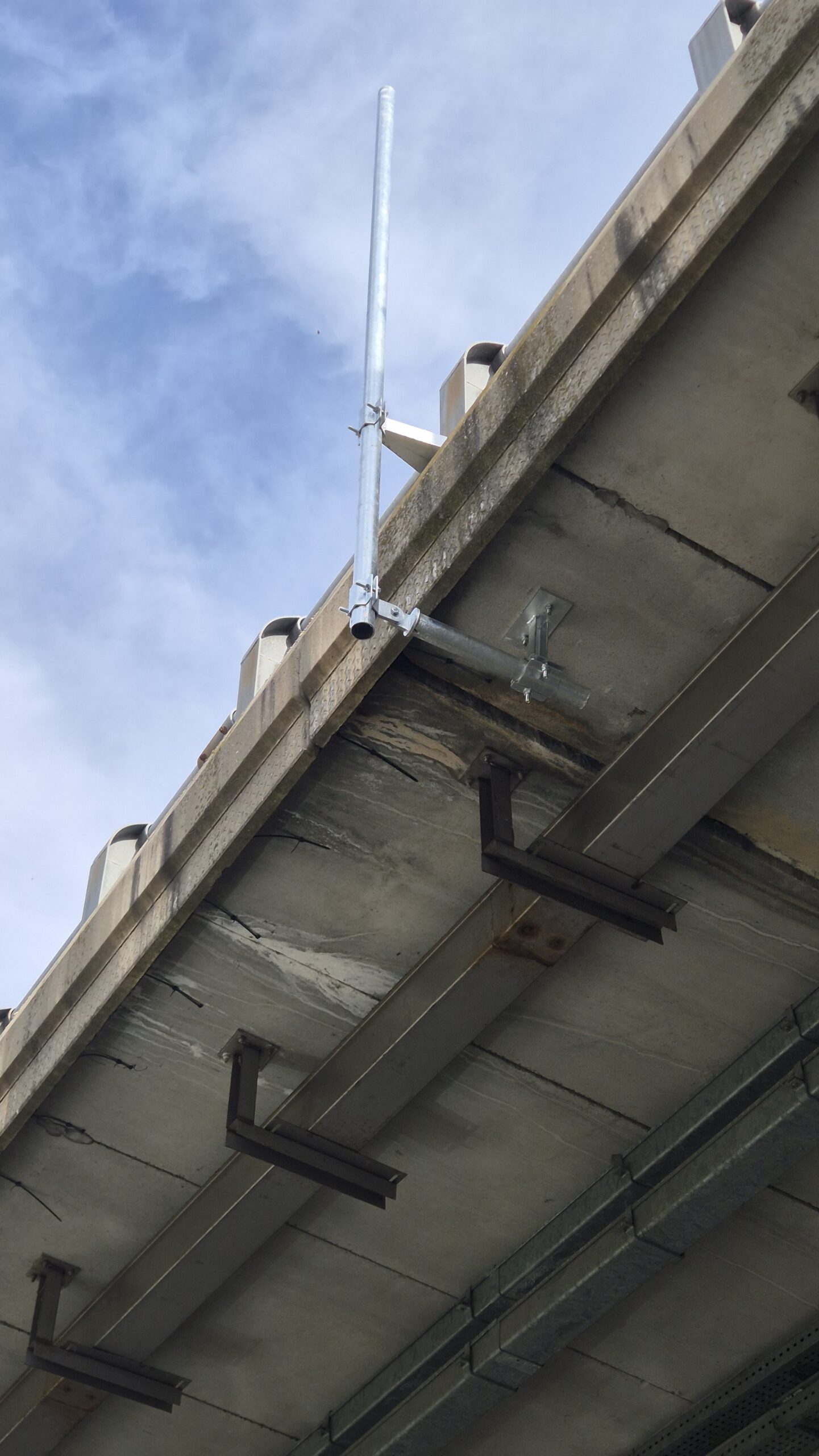 Installation activities on the Sant'Ambrogio bridge - Interreg Central ...