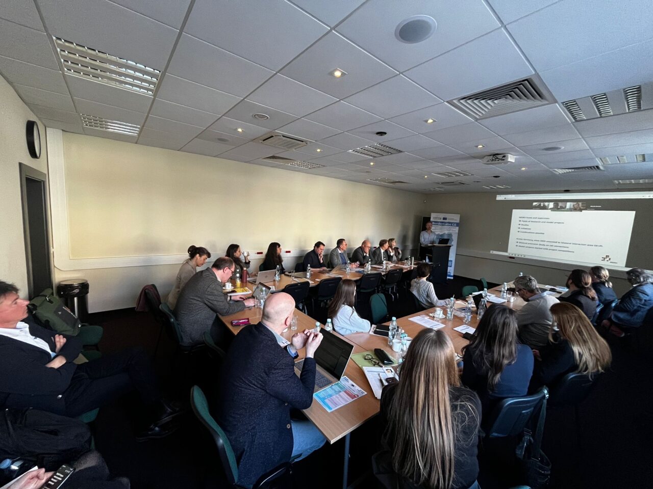 Partner meeting and thematic workshop of the BorderLabs CE project in ...